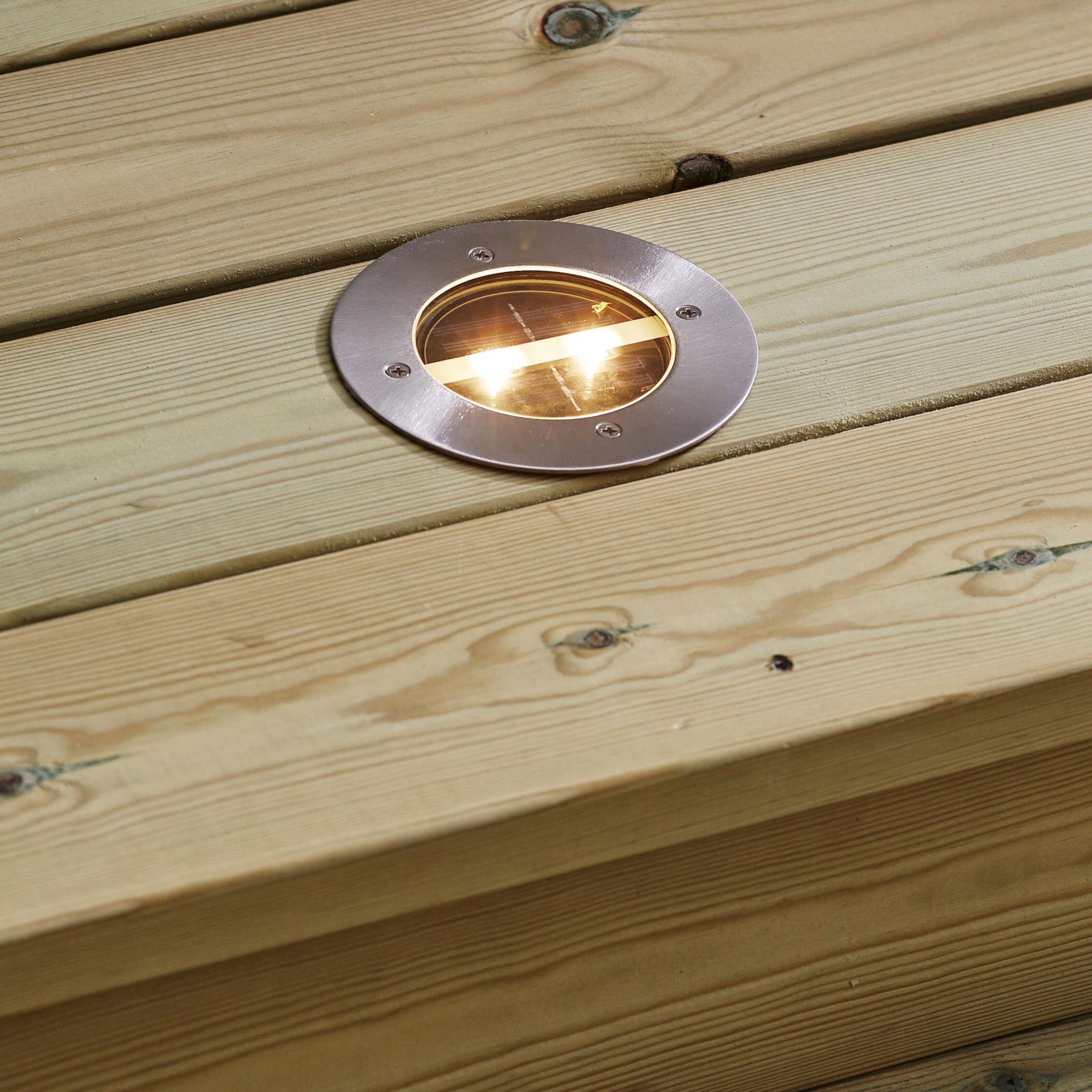 Solcellsdriven altanspotlight LED - Solcellsbelysning | Kjell & Company