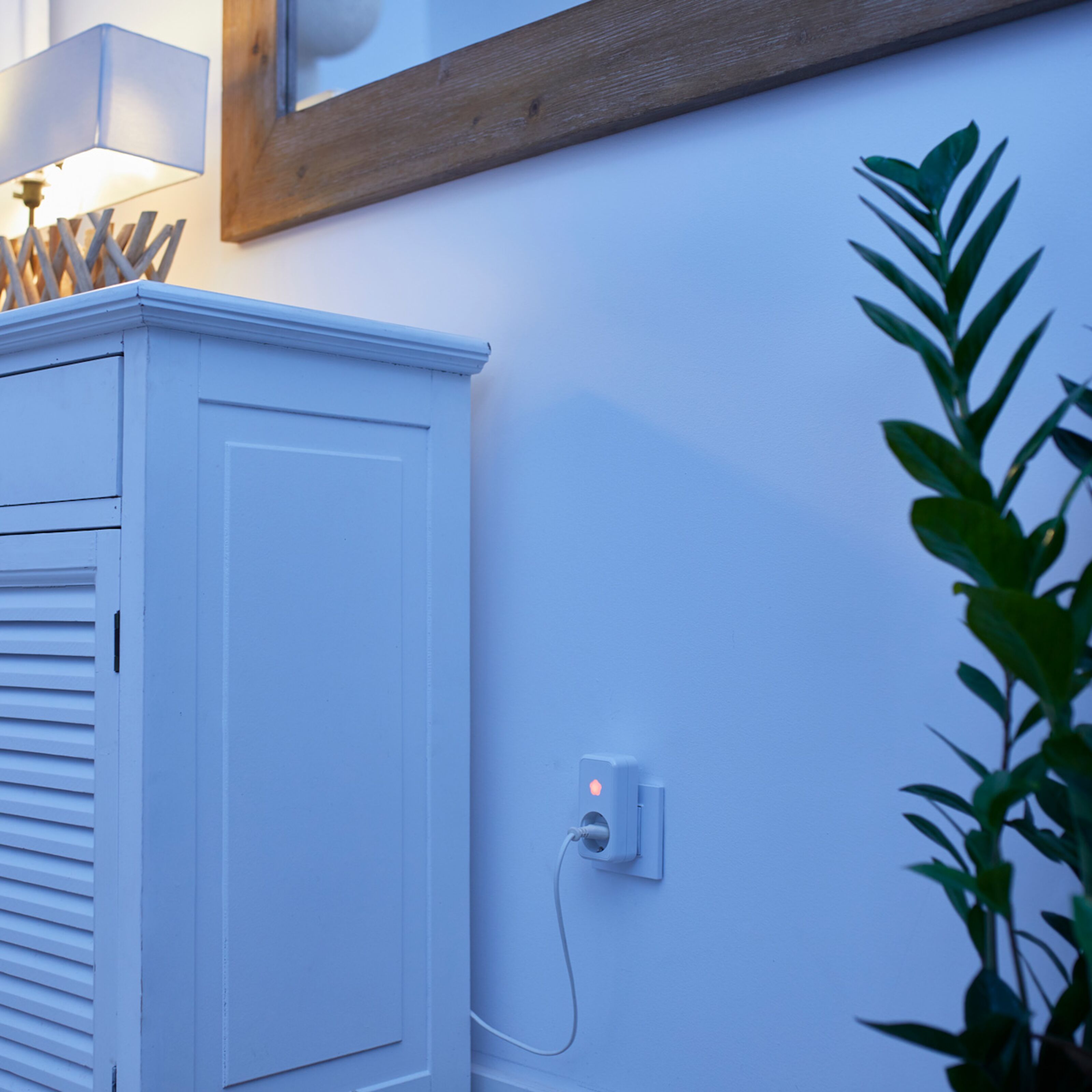 Verisure Smartplug Fjärrströmbrytare - Larmsystem | Kjell.com