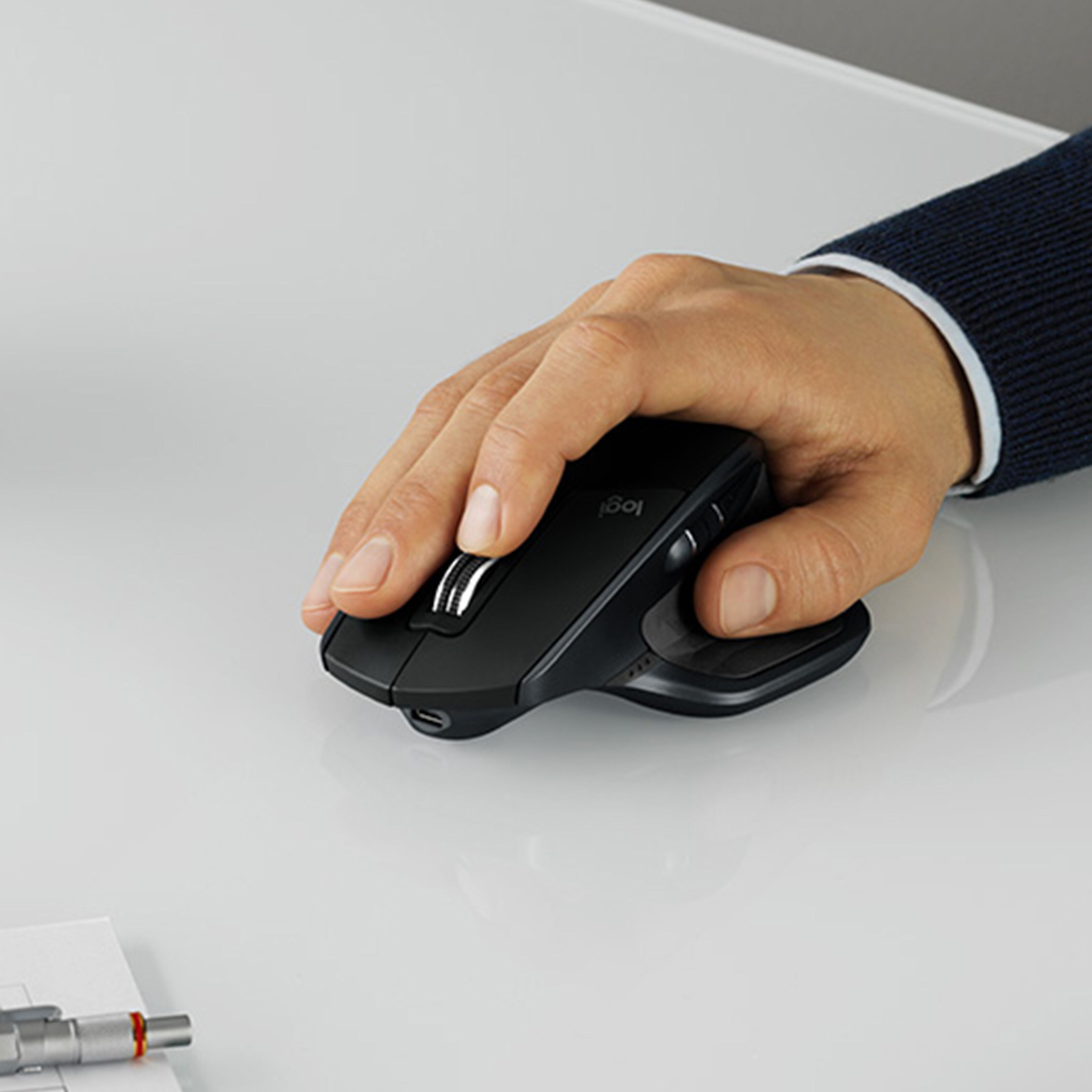 Logitech MX900 Performance Combo Trådlöst tangentbord och mus ...