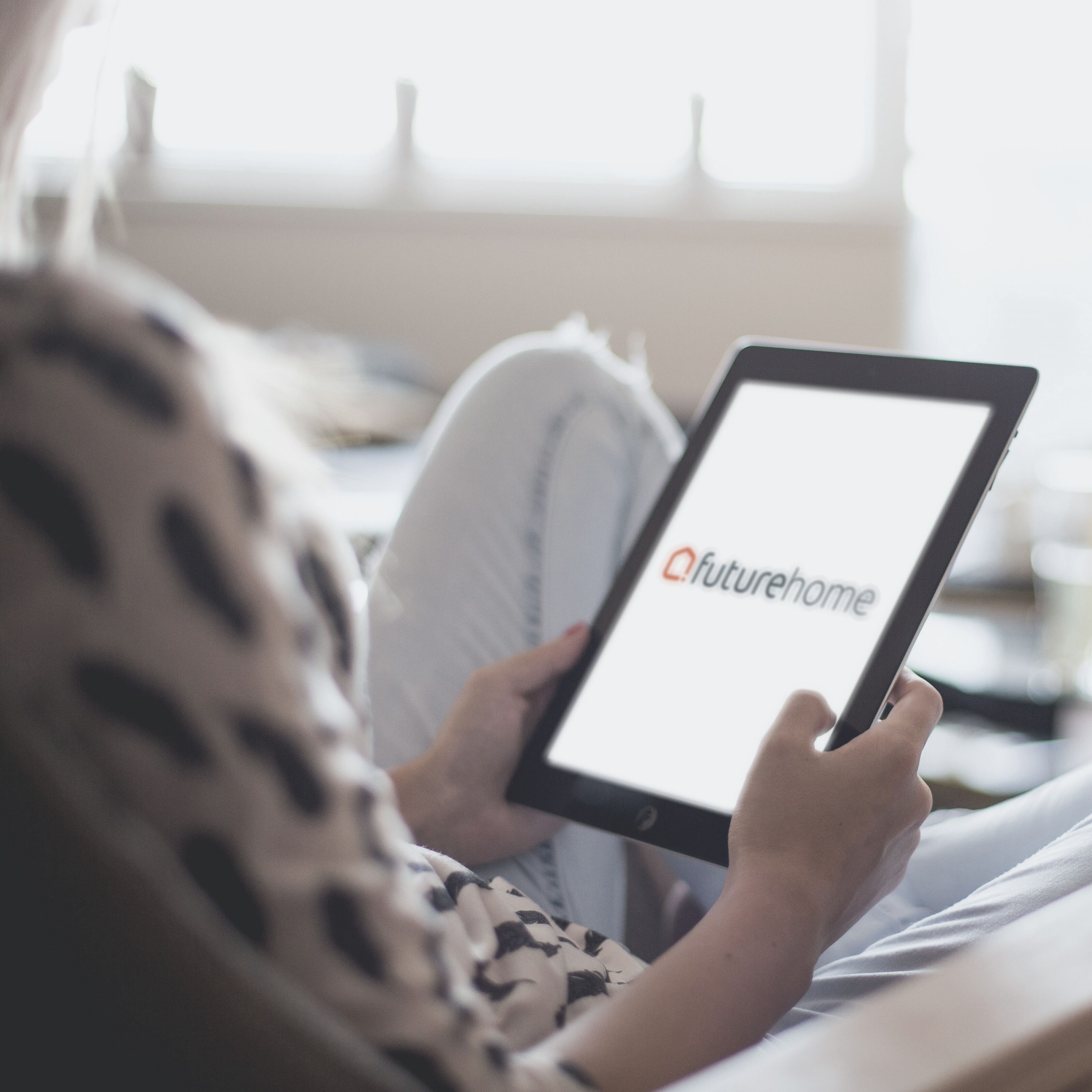 Futurehome Smarthub Smarta hem-controller - Controllers | Kjell.com