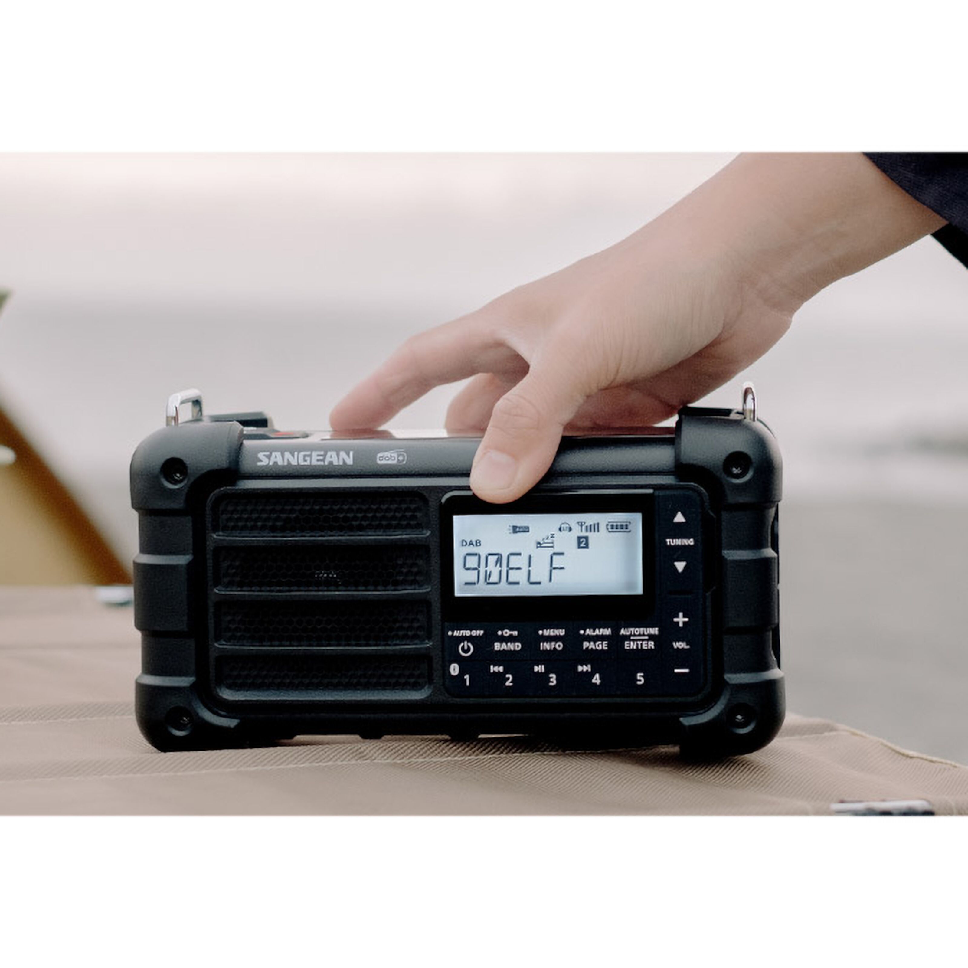 Sangean MMR-99 DAB+ Dynamoradio med solcell - FM-radio | Kjell.com